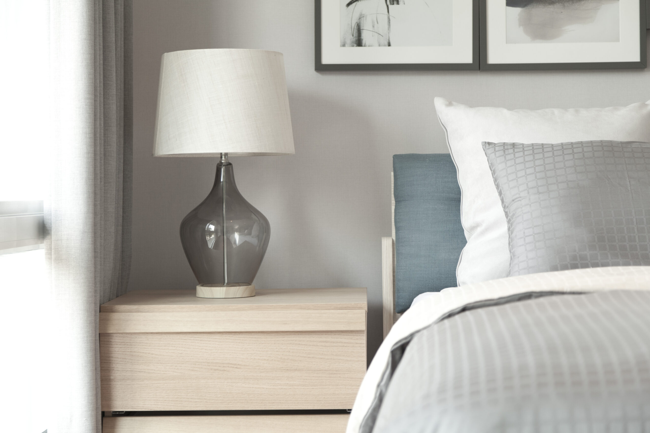 What To Know When Choosing A Side Table
